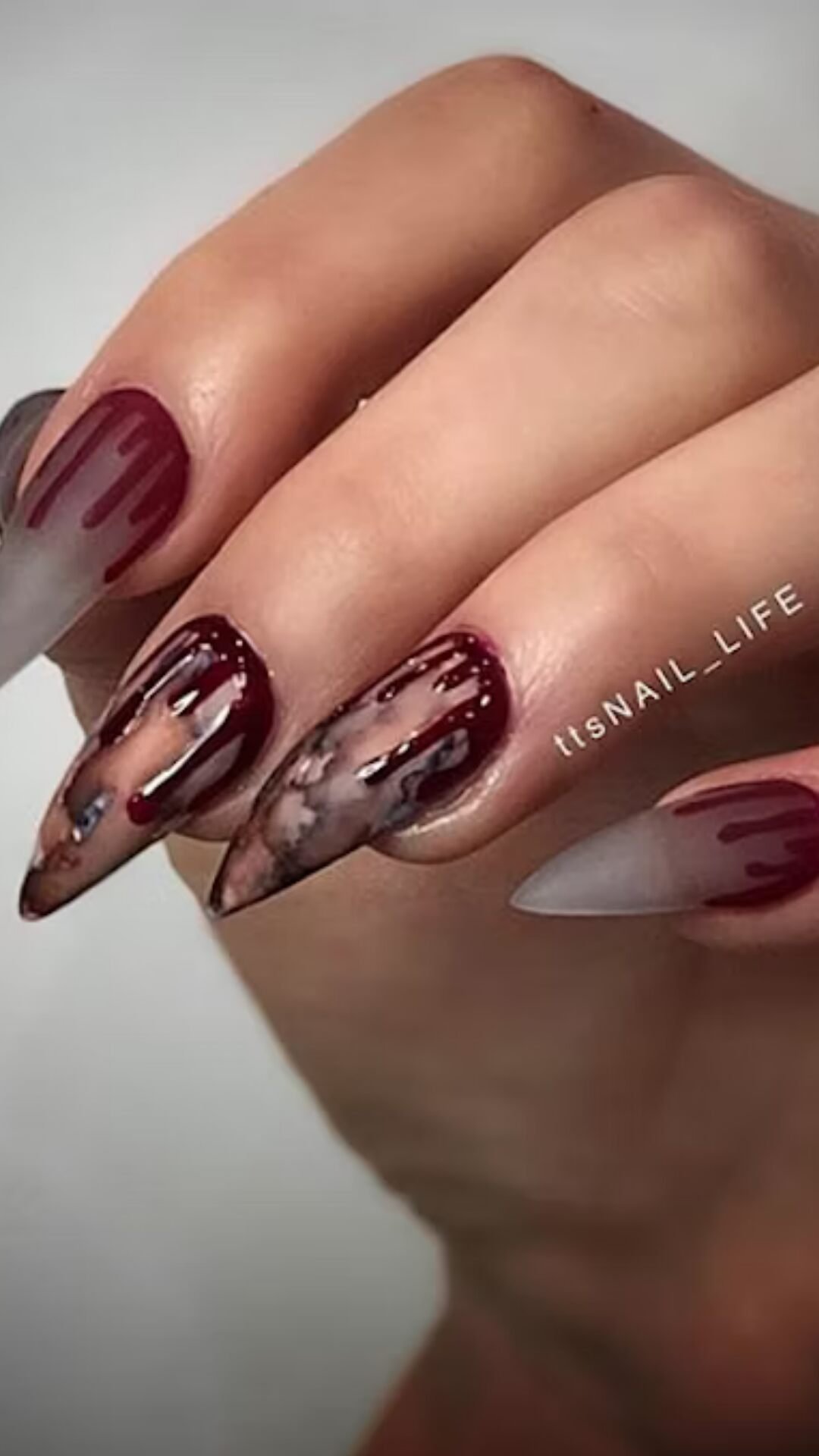 20 Classic Halloween Nail Designs You’ll Want To Try This Year ...